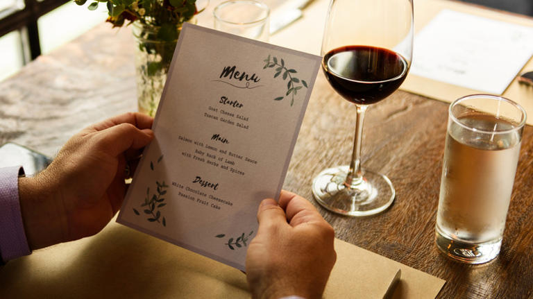 The Number One Sign That You're Better Off Leaving A Restaurant