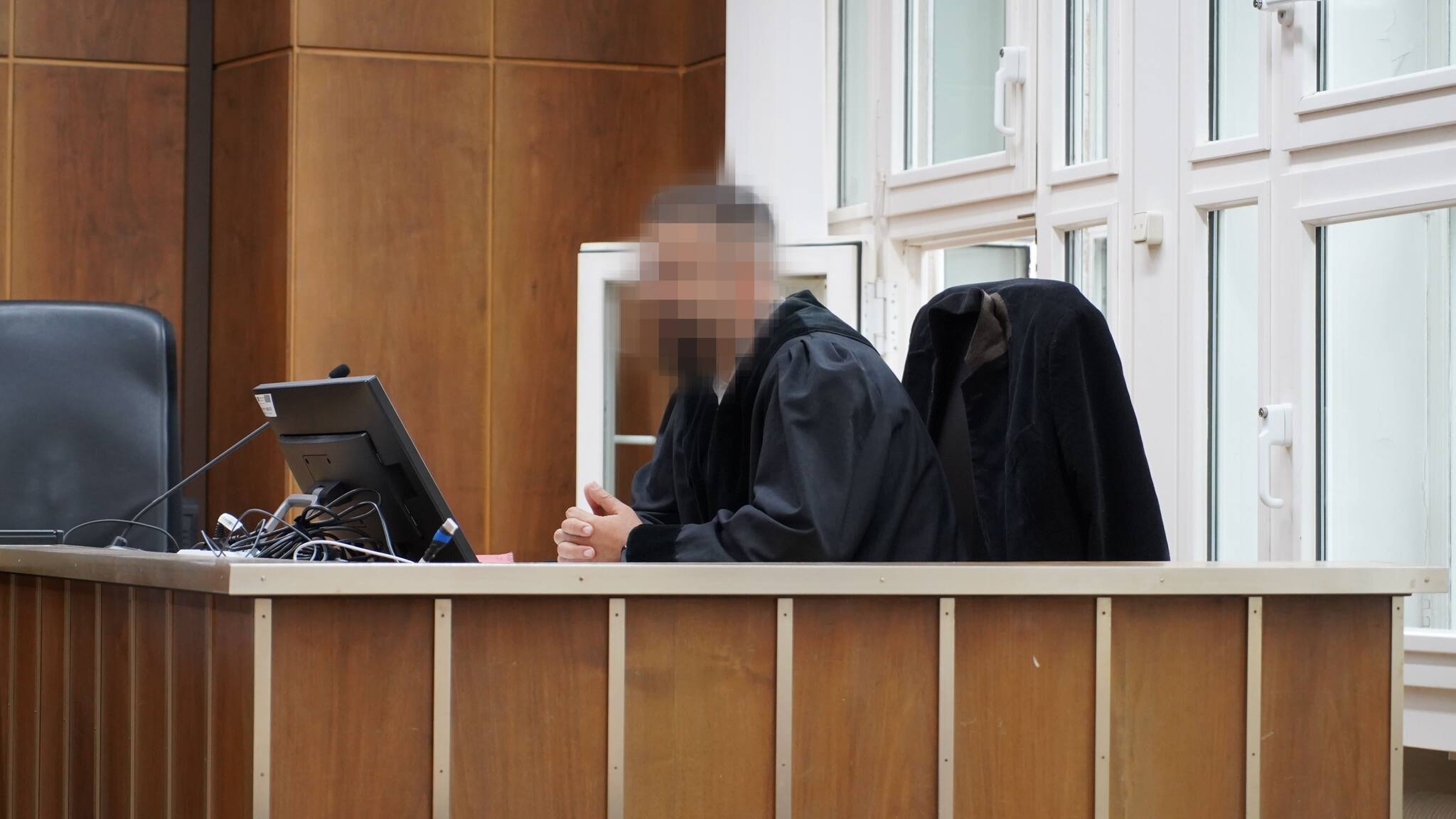 Inhaftierter Staatsanwalt will beim Prozess in Hannover aussagen