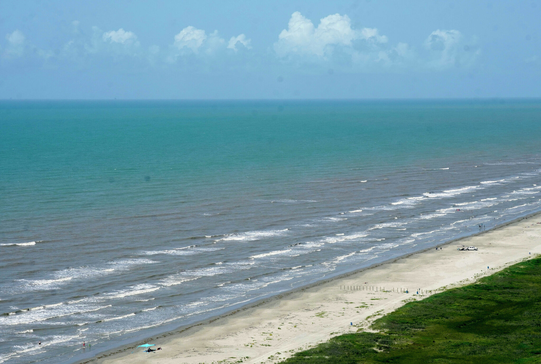 Texas beaches are home to bacteria. Here's what to know before taking a ...