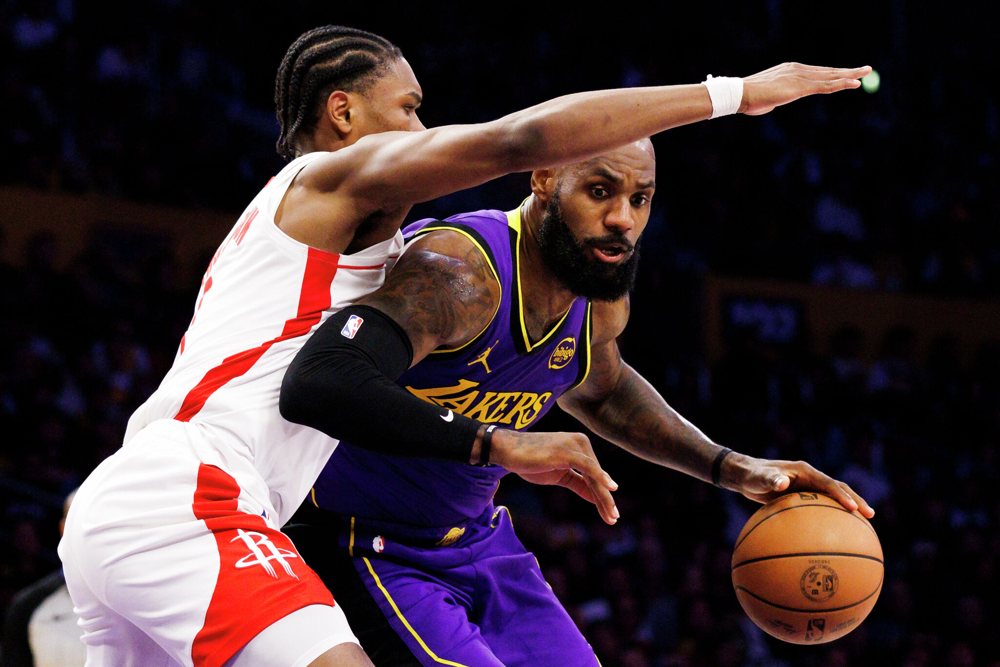 How does Houston Rockets' Amen Thompson lock in on defense? He keeps ...