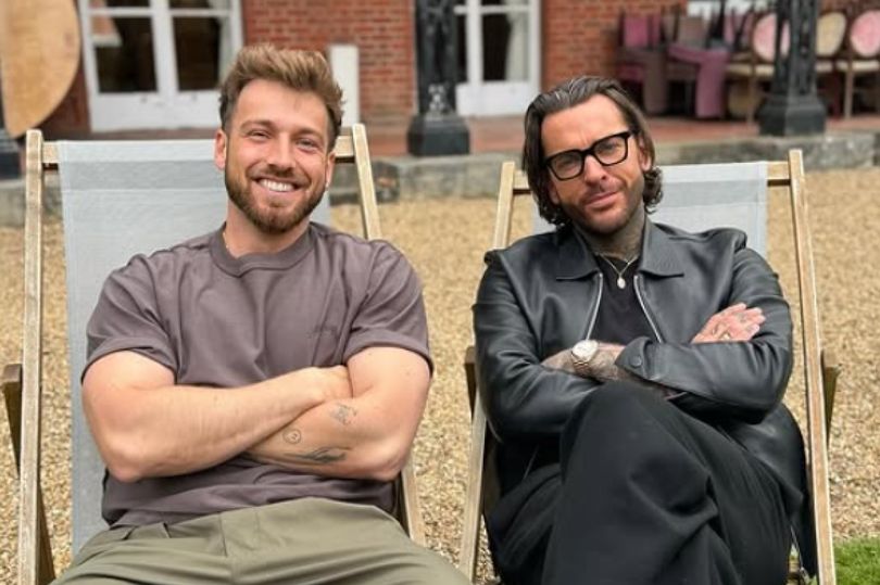 Pete Wicks begs Sam Thompson to 'calm yourself' after cosmetic ...