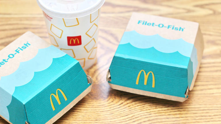 The McDonald's Ordering Trick To Double — Or Triple — The Fish On Your ...