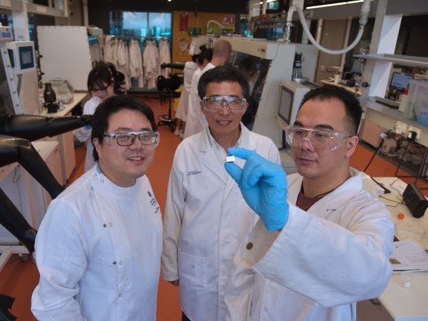 UQ Researchers Set New Solar Cell World Record