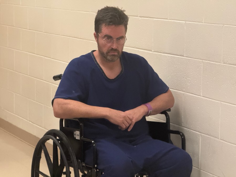 Former DeSantis spokesperson accused of exposing himself at mall