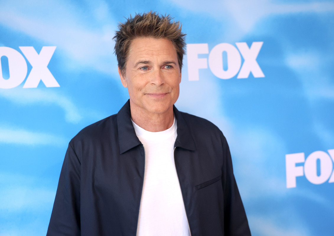 Rob Lowe Gets Mistaken for Popular Sitcom Star and It's Pure Gold