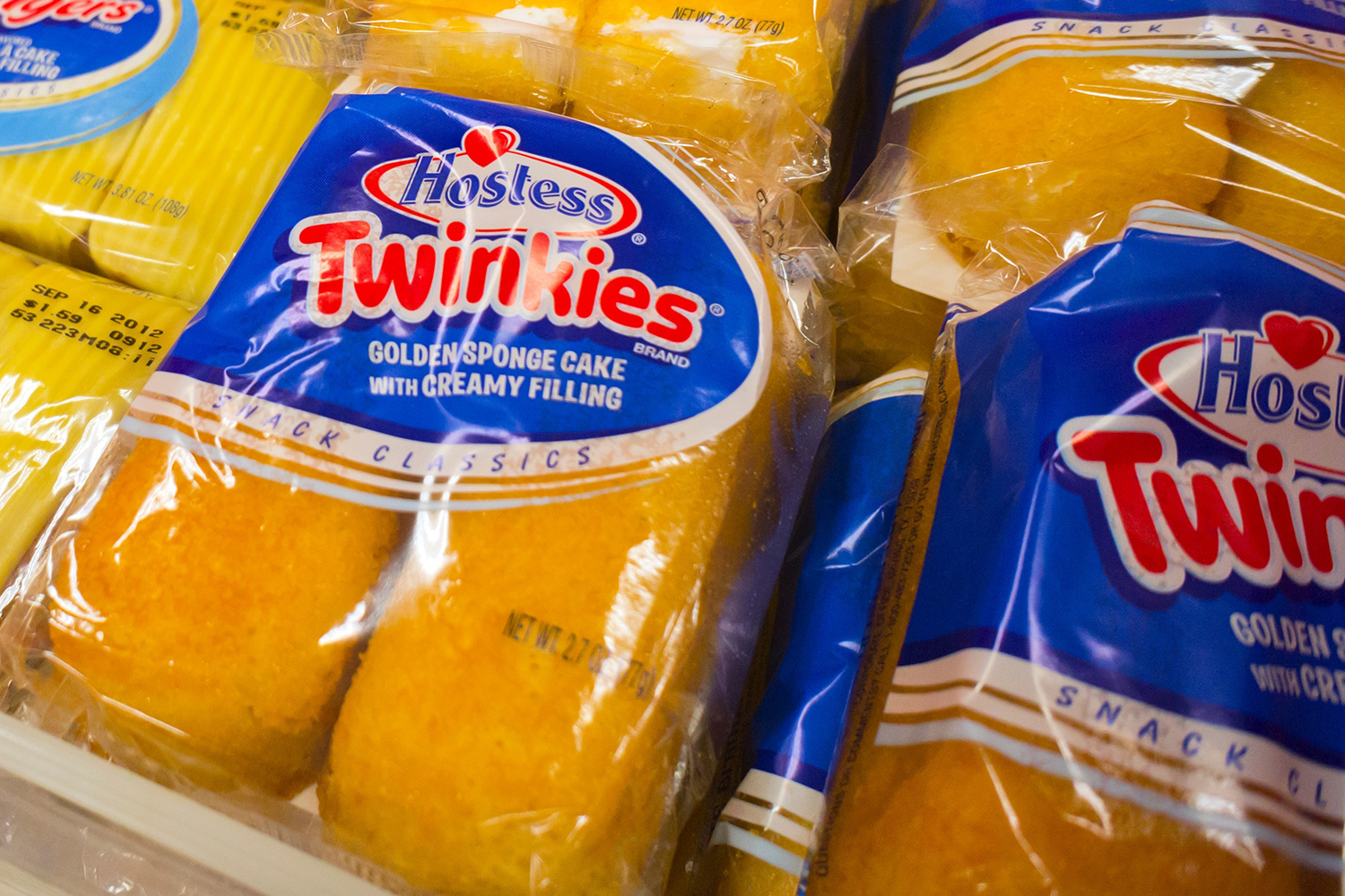 14 Discontinued Snacks We Still Miss Every Day