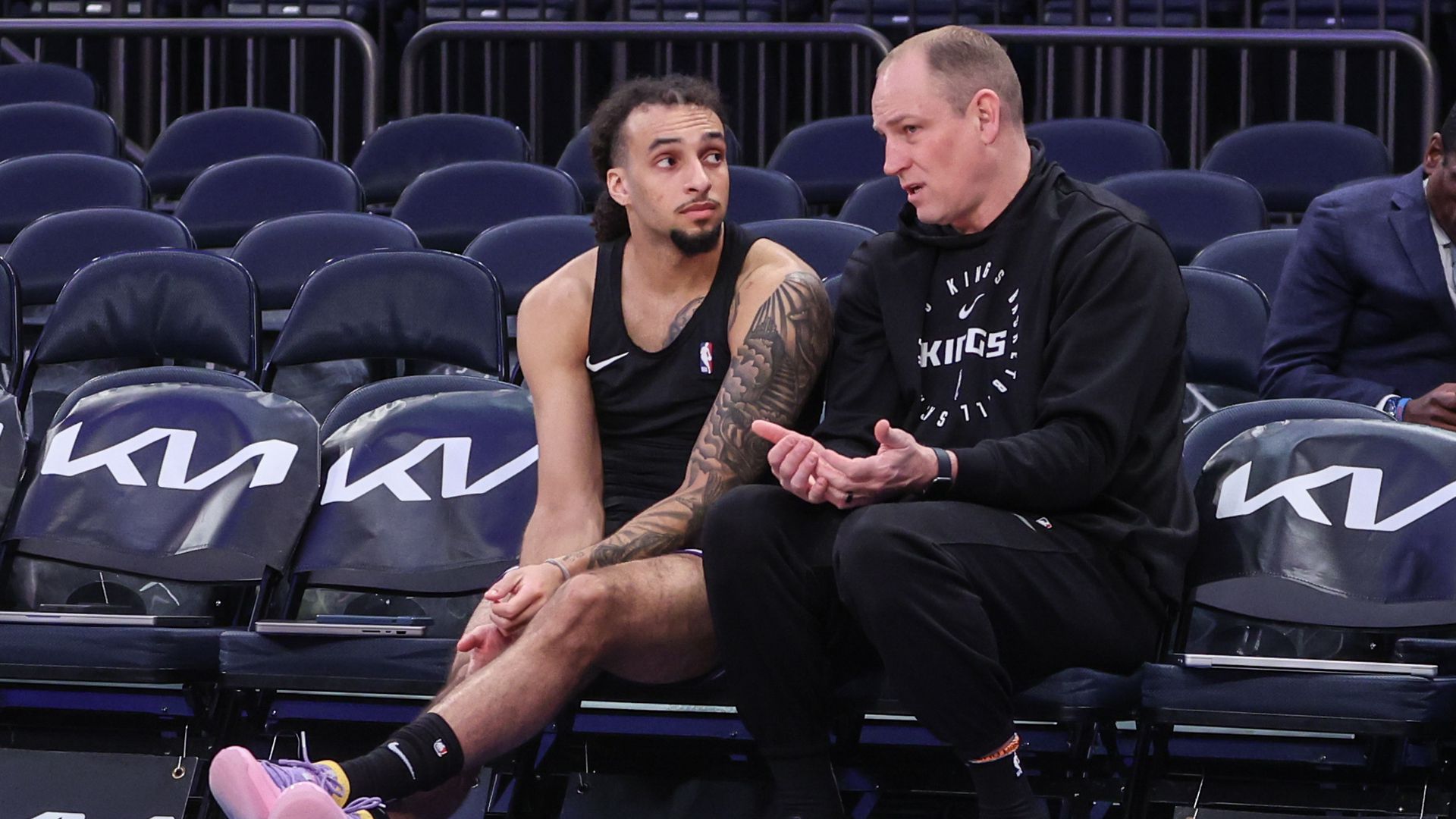 Report: Luke Loucks hires associate head coach from NBA ranks