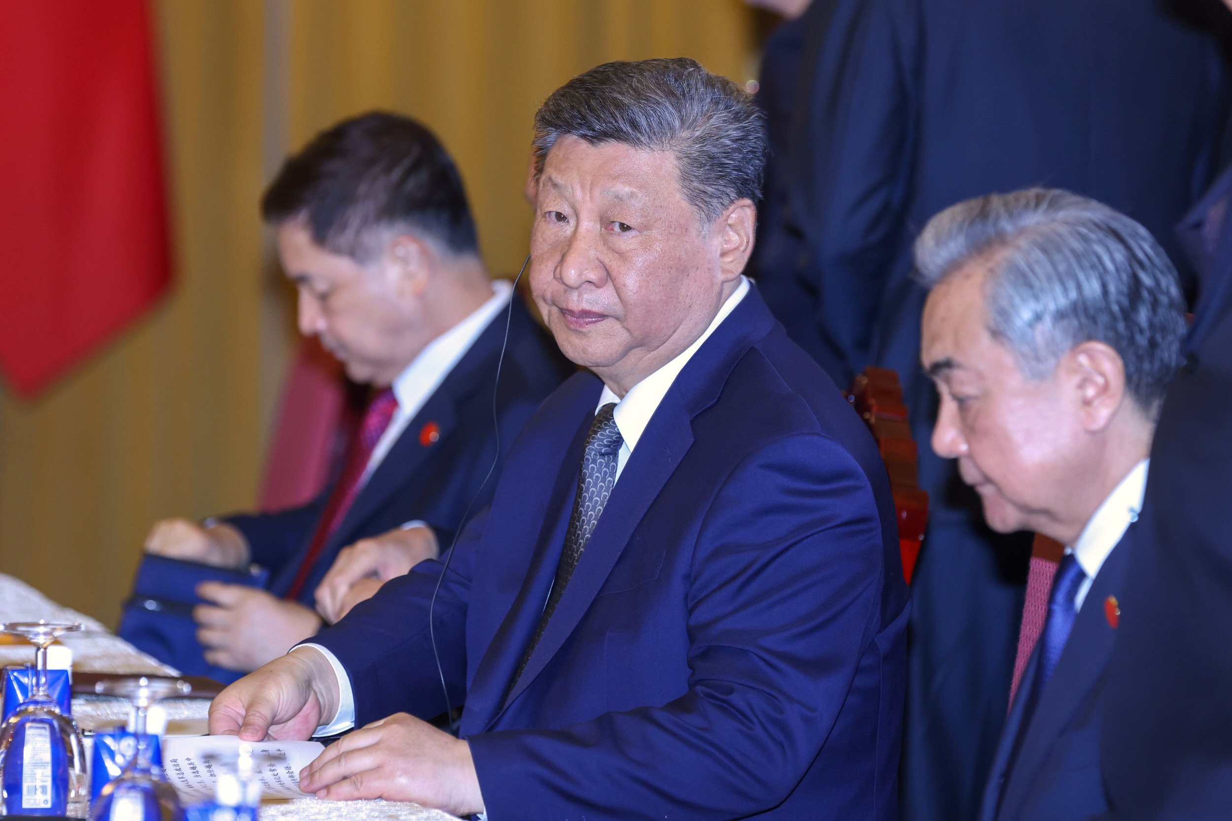 China Calls Bluff on 245% US Tariff: 'Meaningless'