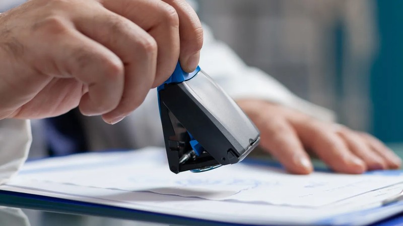 Should a sick note from a traditional healer be recognised at work?