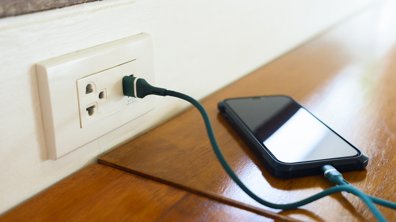 Do USB Wall Outlets Charge Devices Faster Than A Regular Brick?