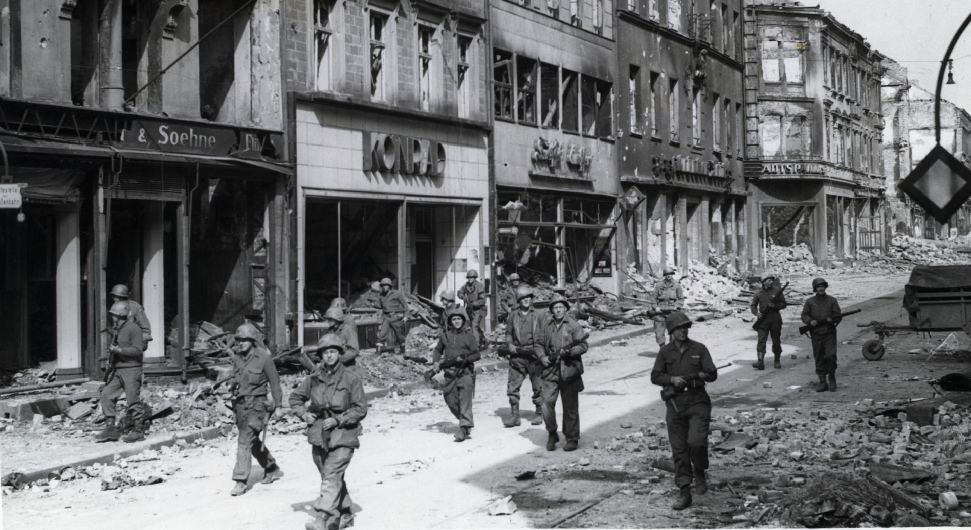 D-Day through the lens: snapshots from a moment in history