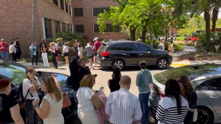 2 killed, 6 injured in FSU shooting. Shooter is son of deputy. What we know