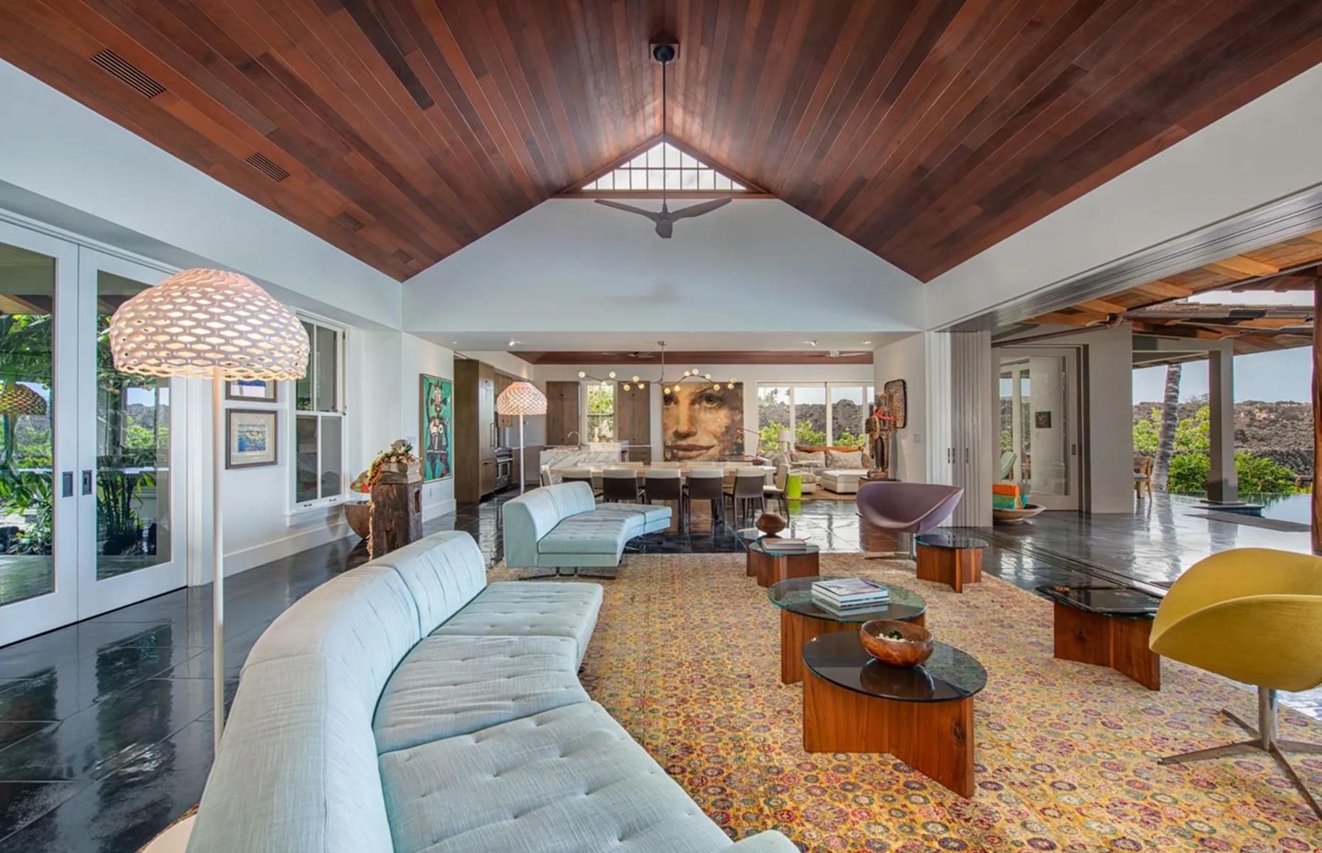 11 beautiful beach homes in Canada and around the world