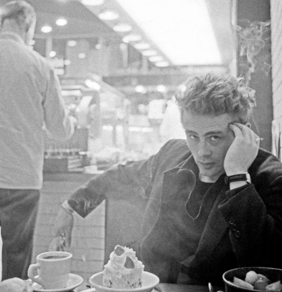 17 Vintage Photos of James Dean That Define Old-School Cool