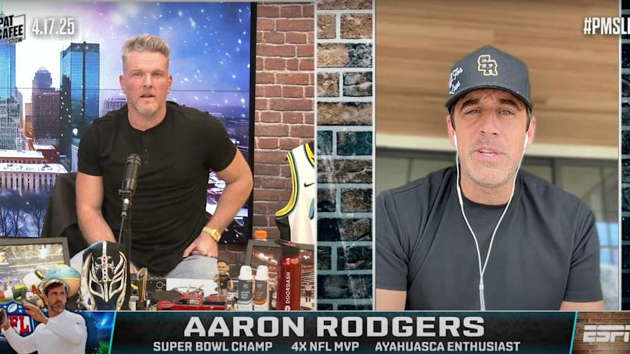 Aaron Rodgers Breaks Silence on Strange Final Meeting With Aaron Glenn ...