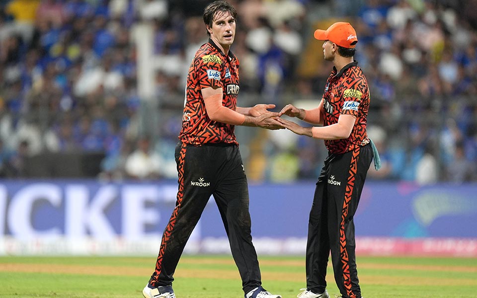 IPL 2025 Memes: Hilarious Reactions from MI vs SRH, Match 33 at ...