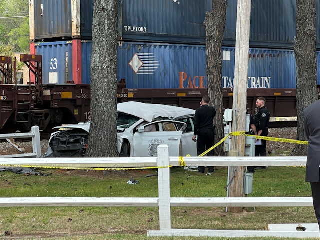 Train collides with limo in Bartlett; injuries reported, intersection ...
