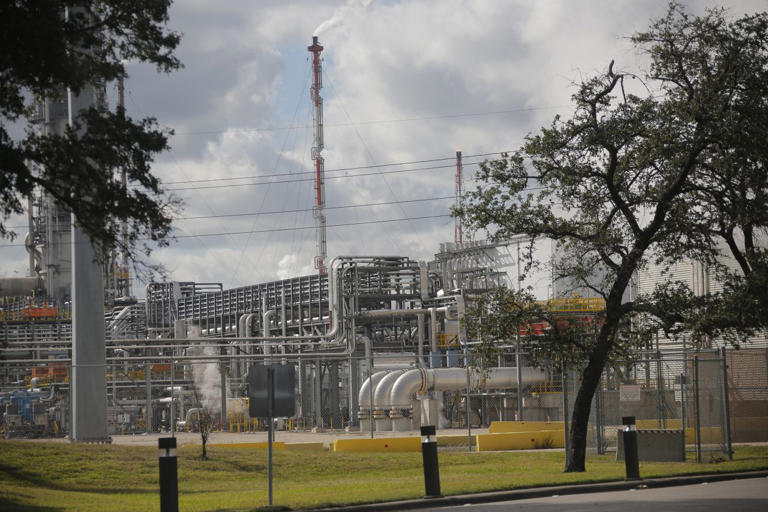 DOGE Comes for Clean Energy, Putting Exxon and Occidental Projects at Risk