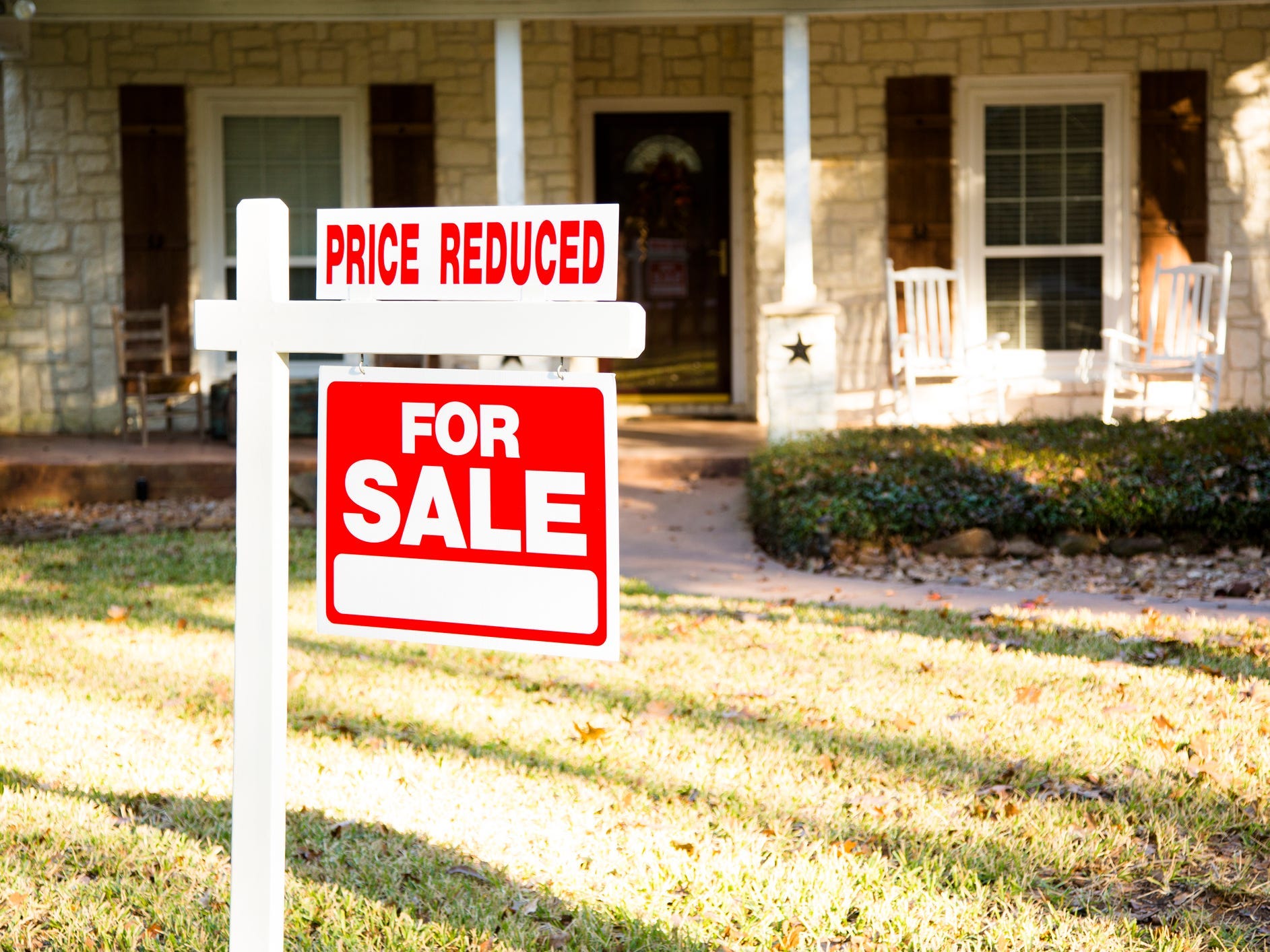 Sellers are putting more homes on the market. But it's proving ...