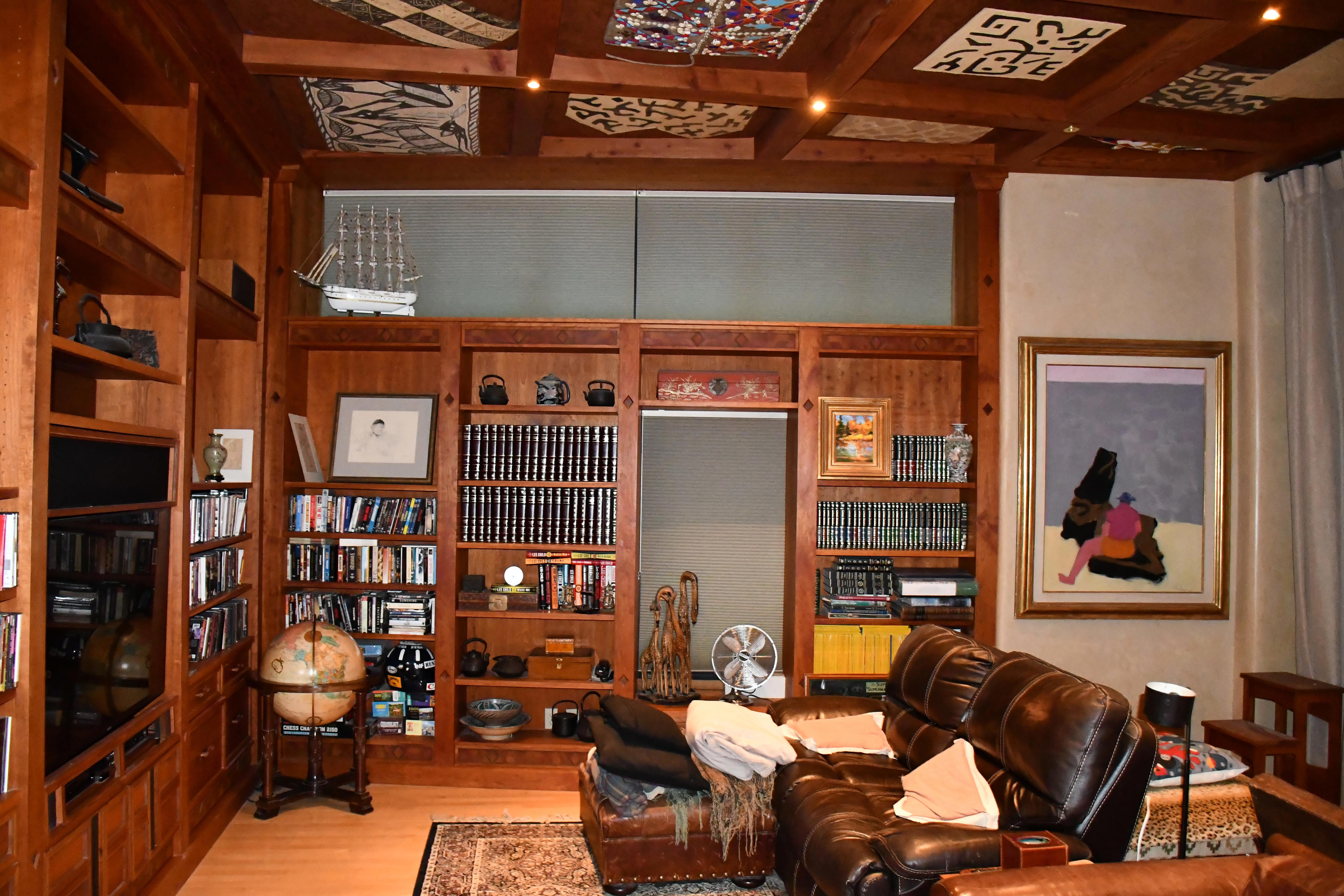 Police photos show inside of Gene Hackman's Santa Fe home