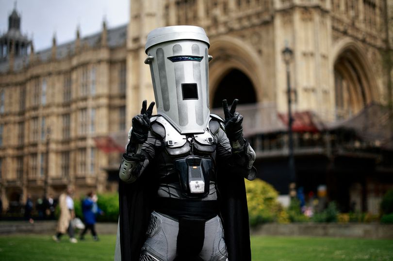 Count Binface shares plan to solve Birmingham bin crisis as rats run ...