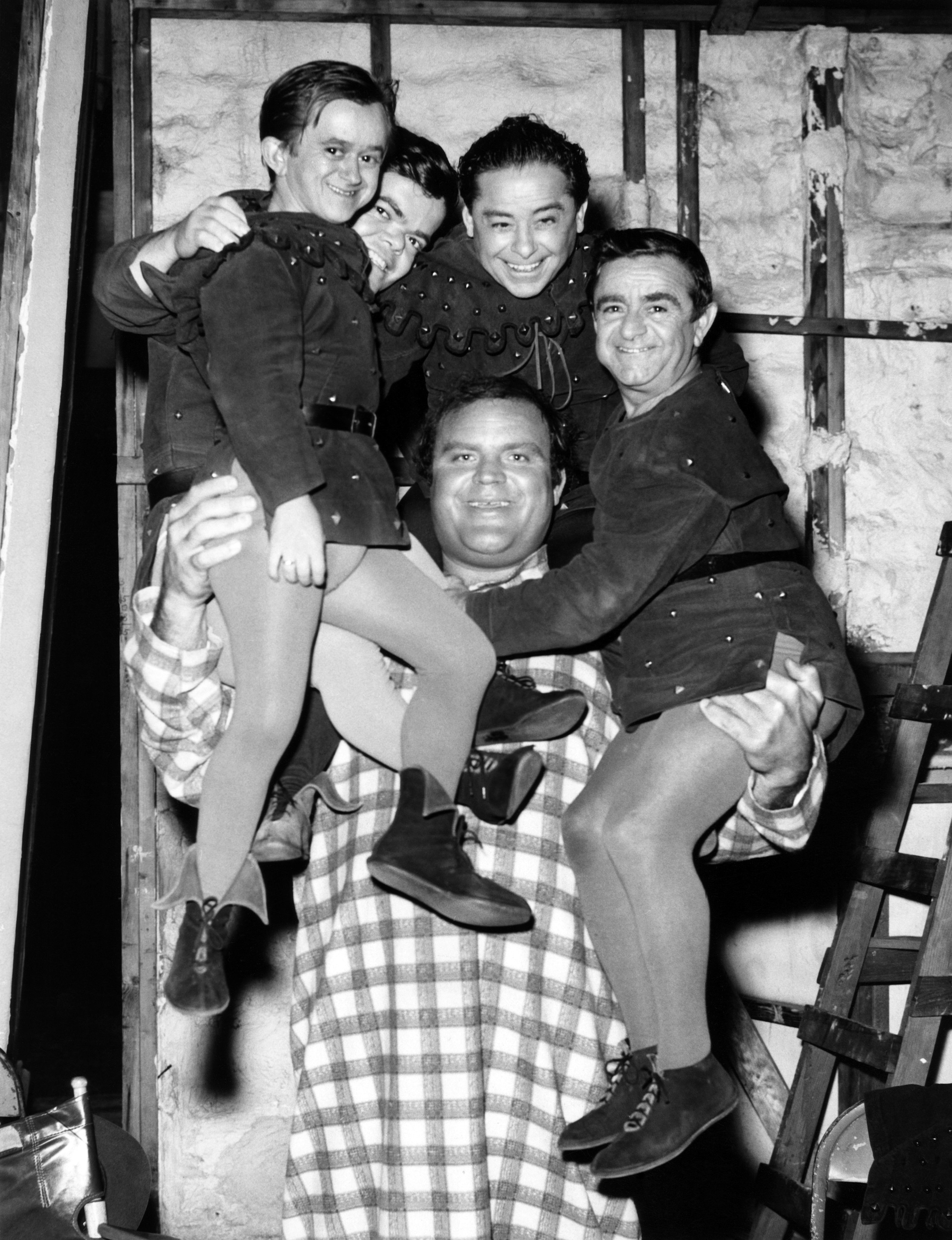 23 Rare ‘Bonanza' Set Photos With Michael Landon and Cast