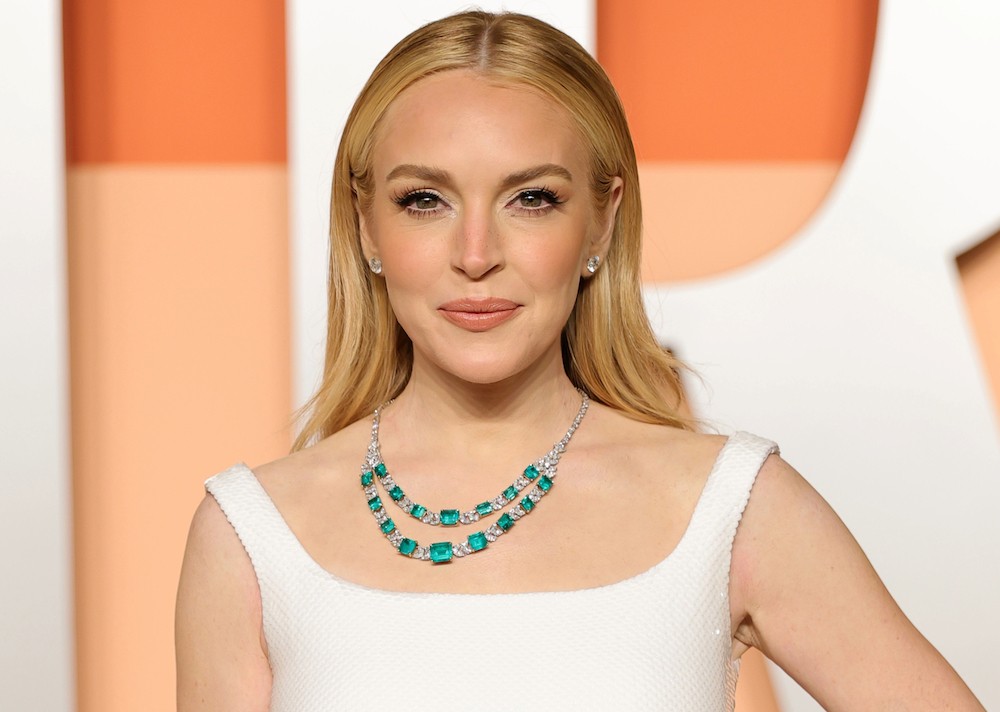 Lindsay Lohan Rumored To Star In Hulu’s Chilling New Adaptation 'Count ...