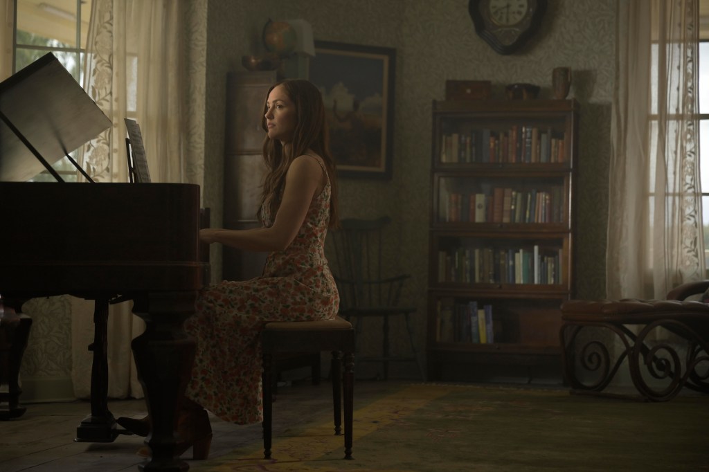 ‘Ransom Canyon' Star Minka Kelly Details Quinn's Layers And Choices At ...