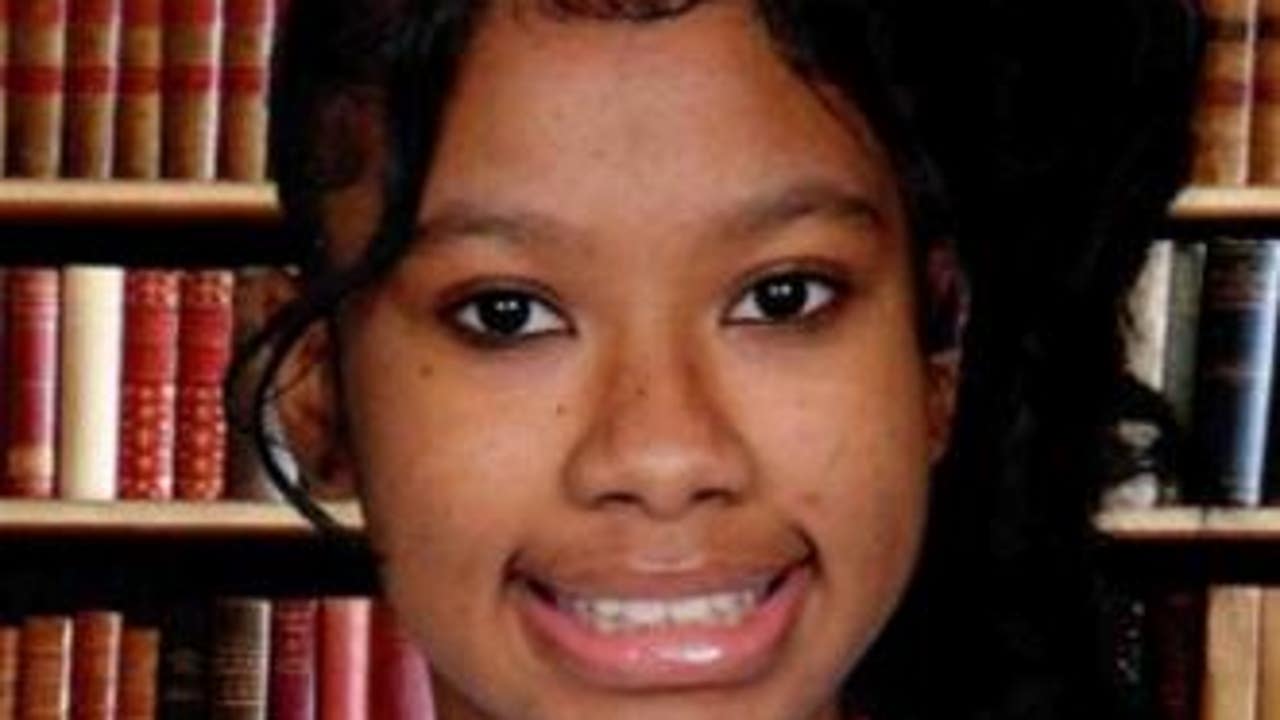 Unique Simpson: Missing teen last seen at University of Chicago ...