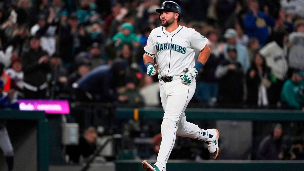 MLB: Cal Raleigh Joins Exclusive Home Run Club Led by Gary Sánchez and ...