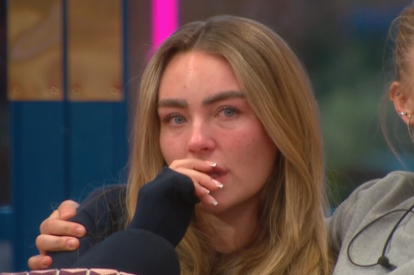 Celebrity Big Brother fans ask 'where' as star cries over 'bond' with ...