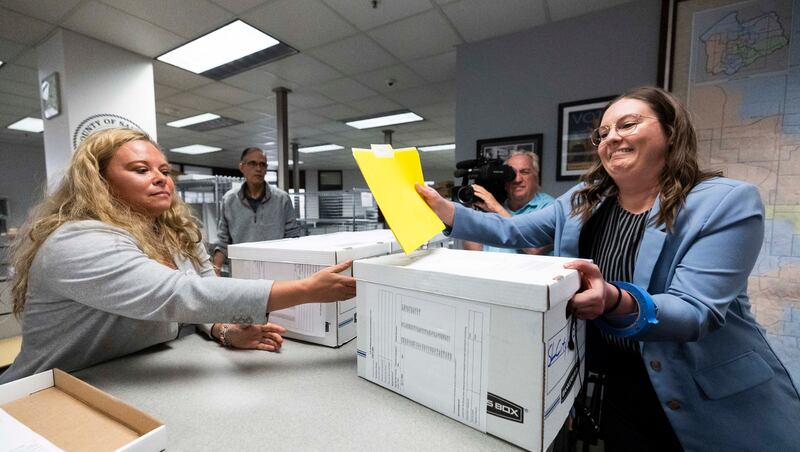 Gov. Cox congratulates unions on signature-gathering effort