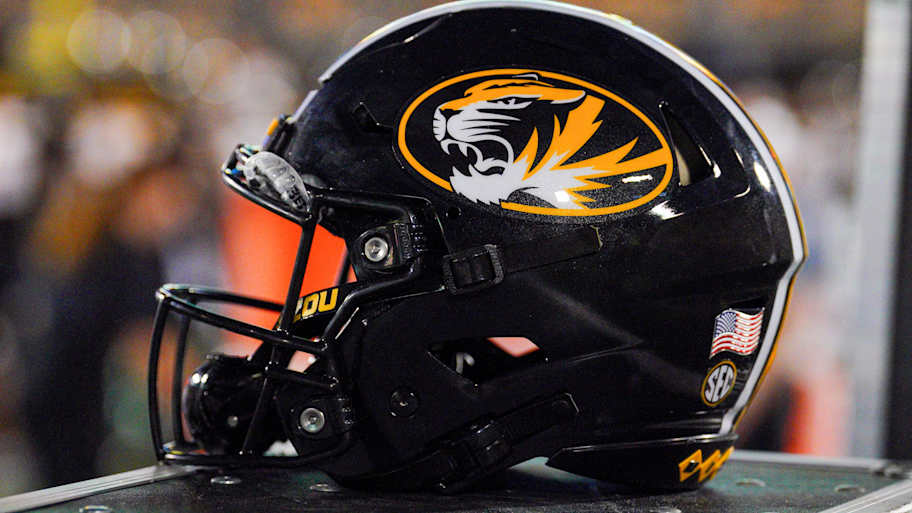 Freshman Mizzou Running Back Hits Transfer Portal