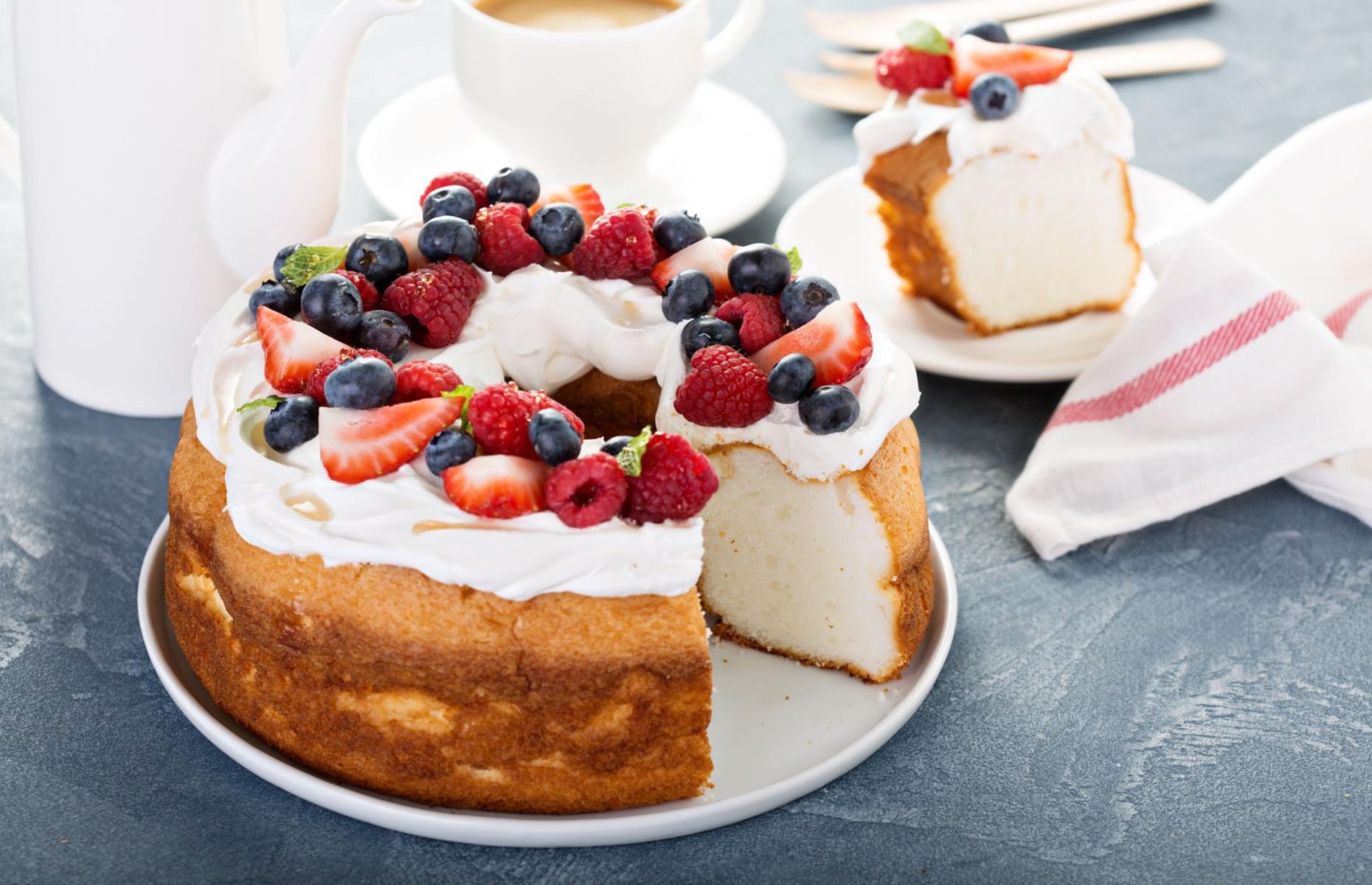 The 44 Most Delicious Cakes From America, Around The World