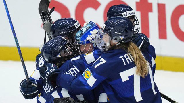 Canada downs Japan in women’s world hockey championship quaterfinals