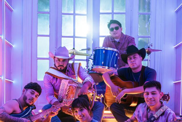 Los H&H: la agrupación mexicana que fusiona estilos y conquista ...