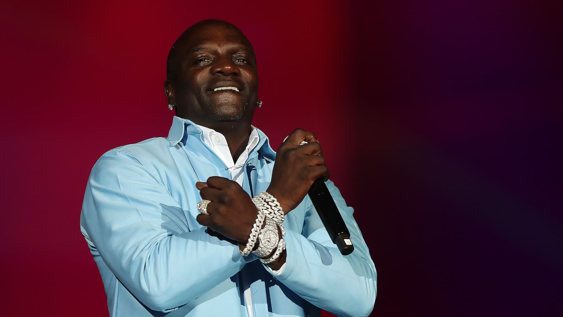 Akon Wants to Turn Entire Catalog Into Country Music