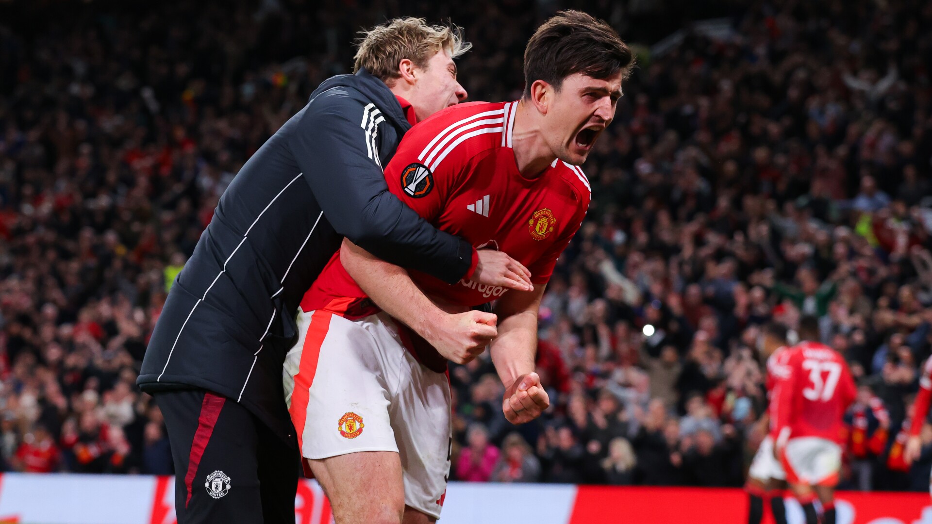 Manchester United 5-4 (7-6 agg.) Lyon: Red Devils prevail in all-time classic extra-time