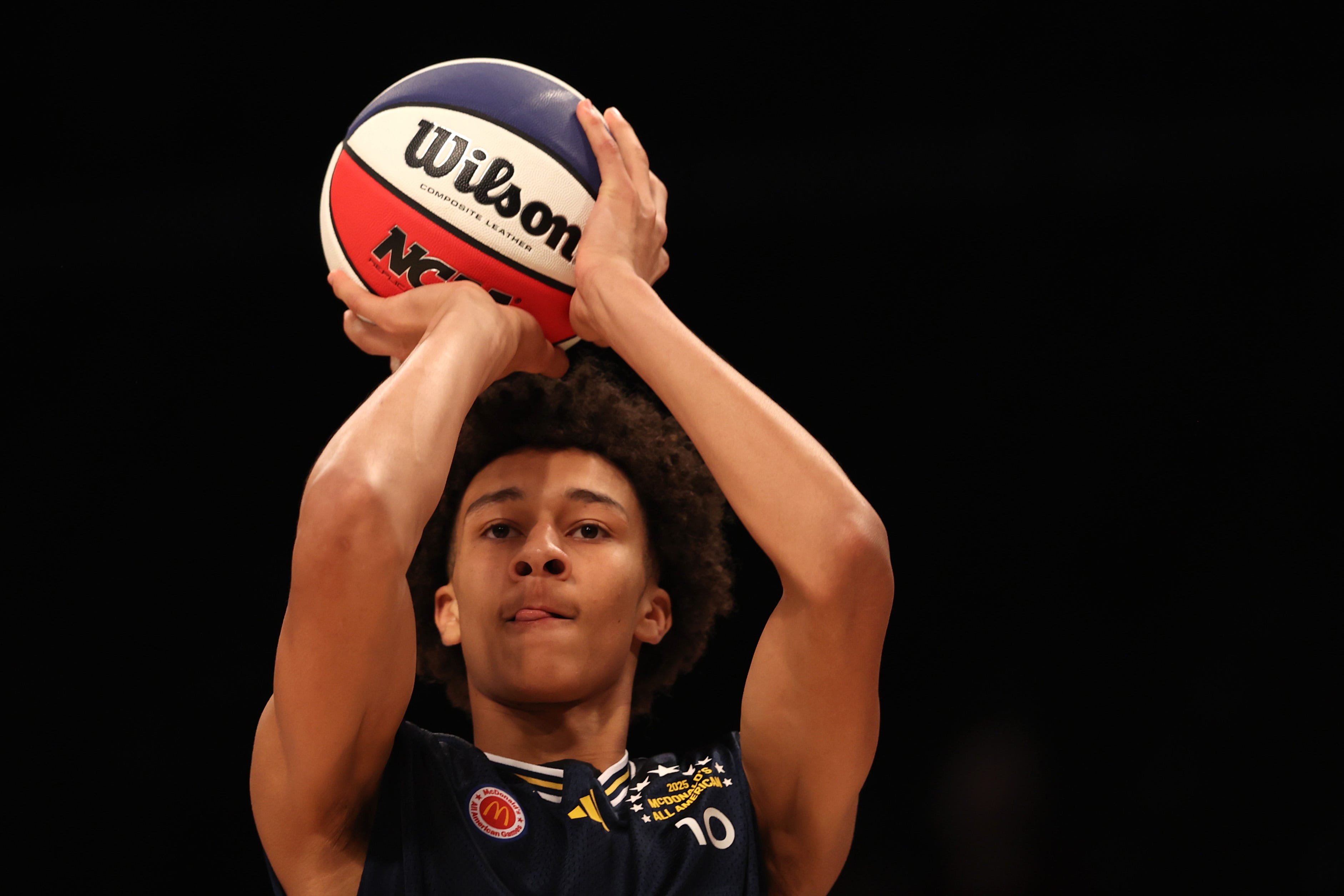 2025 five-star forward projected to commit to Tennessee basketball