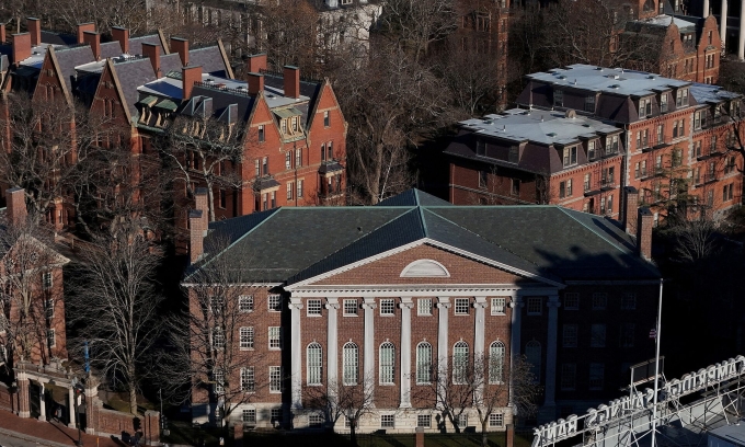 Harvard tops list of 5 US universities with the most billionaire alumni ...
