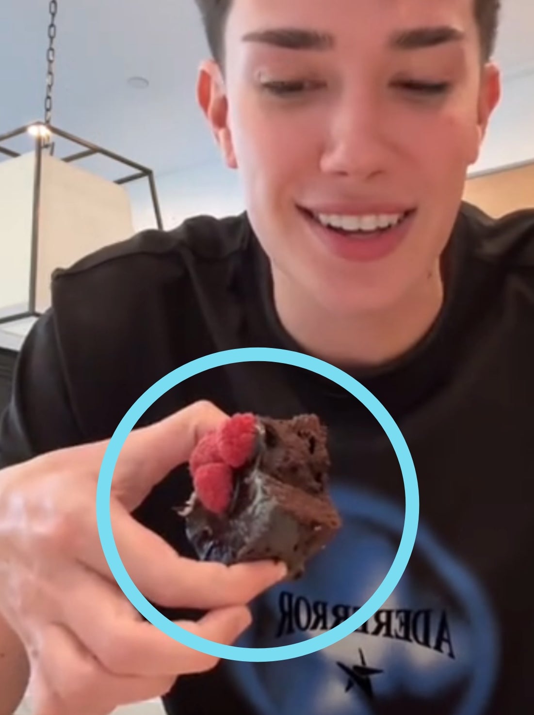 "I Want To Know If She Even Likes It": Kourtney Kardashian's Crumbl ...