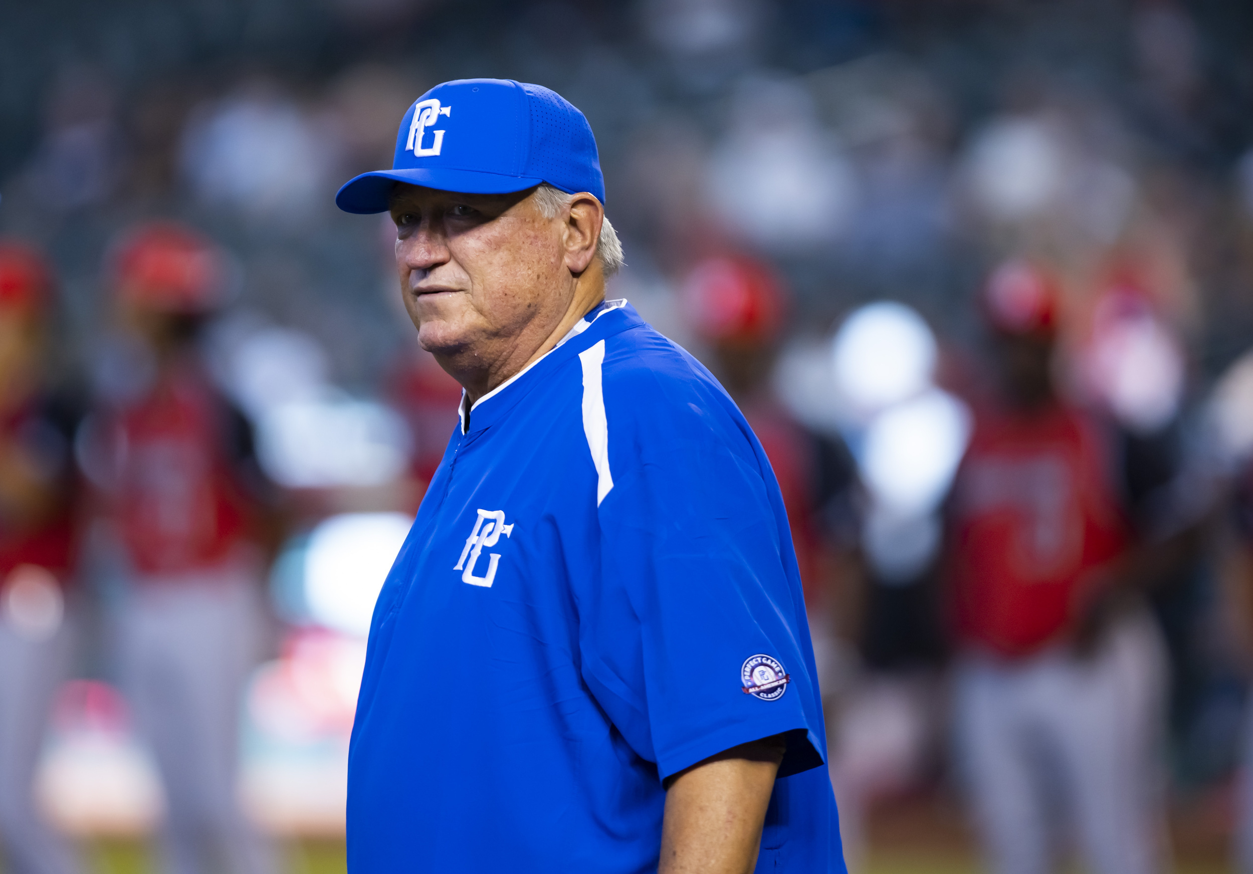 Rockies bring back former manager as new hitting coach