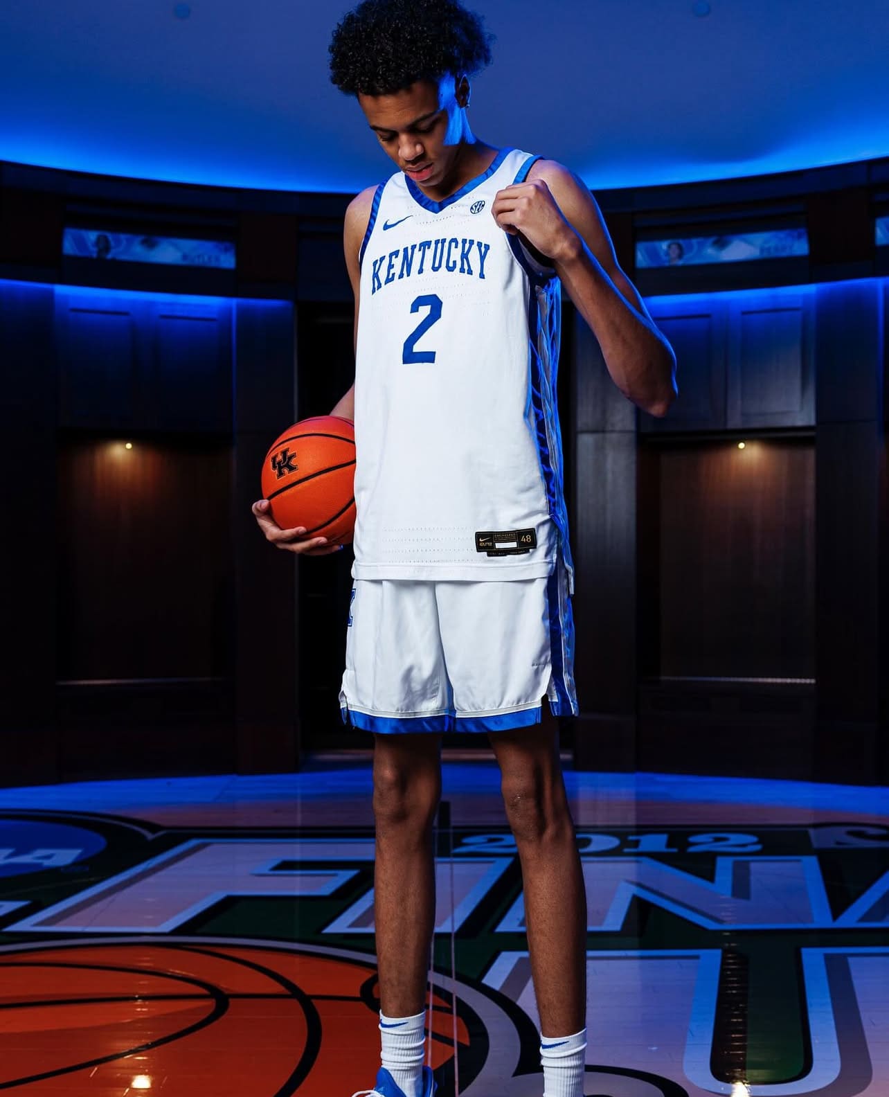 LOOK: Braydon Hawthorne rocks Kentucky blue on official visit