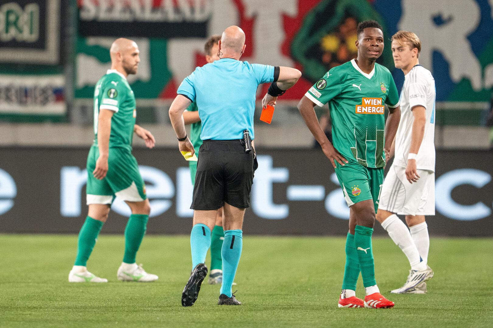 Star-Schiedsrichter Taylor war beim Rapid-Aus wieder ein Aufreger