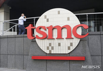 TSMC, 1분기 순익 60% 급증 … "관세폭탄 전, 칩 사재기"