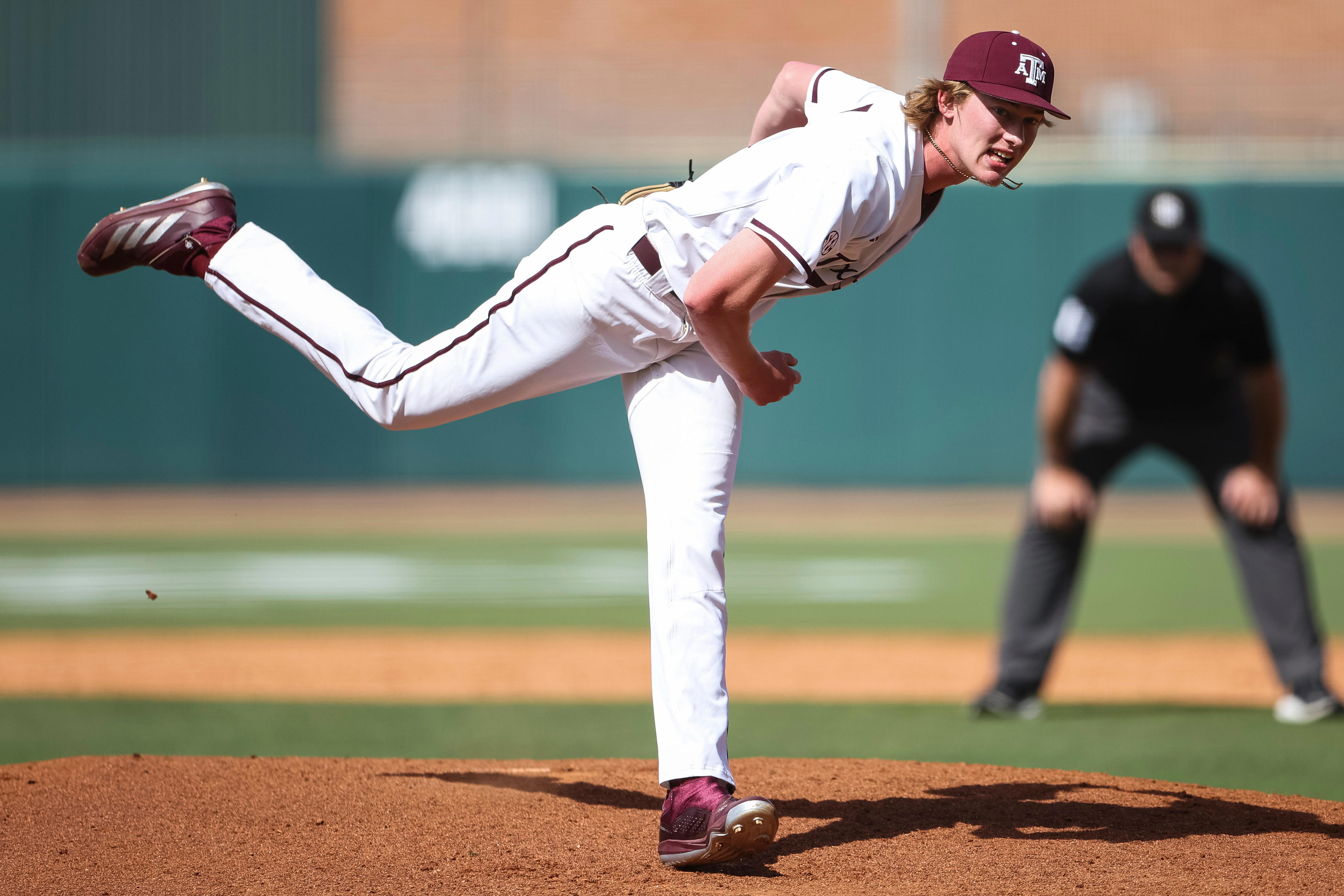 Texas A&M vs Arkansas game recap, highlights: Weston Moss shuts down ...