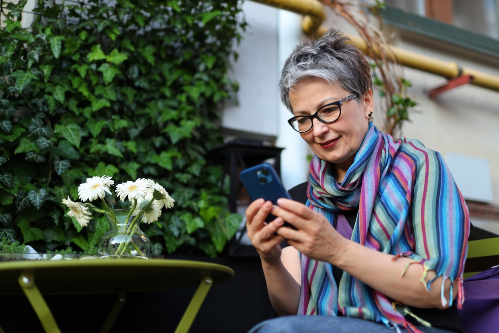 Foreldreguide til tenåringsslang – én forkortelse om gangen