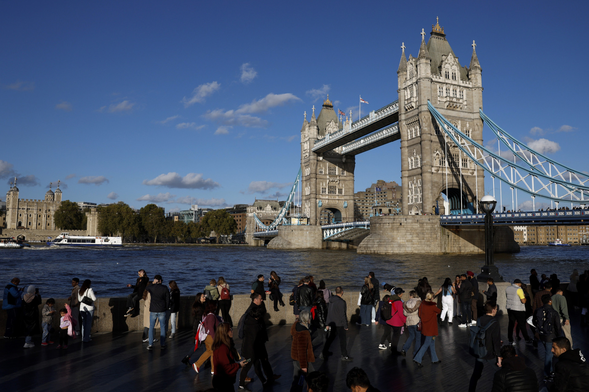 Rude things Americans say abroad