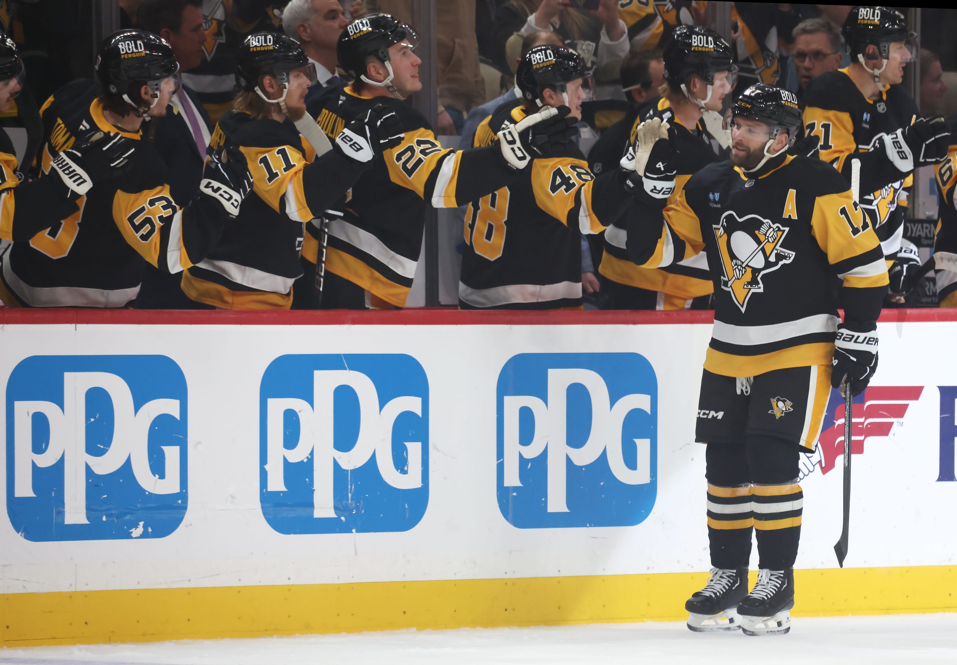Rust career high, season numbers as Pens close year with win