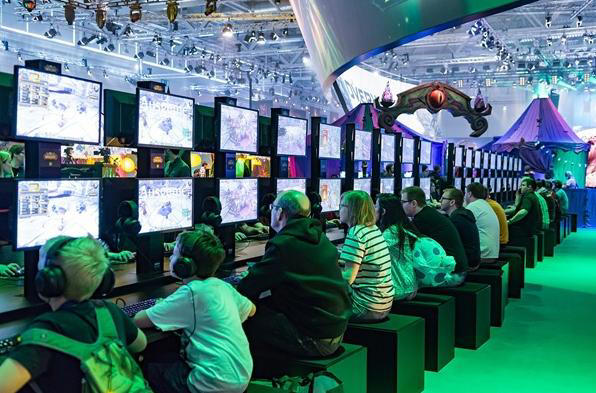 How to Improve Aim in First-Person Shooters: 5 Pro Techniques for ...